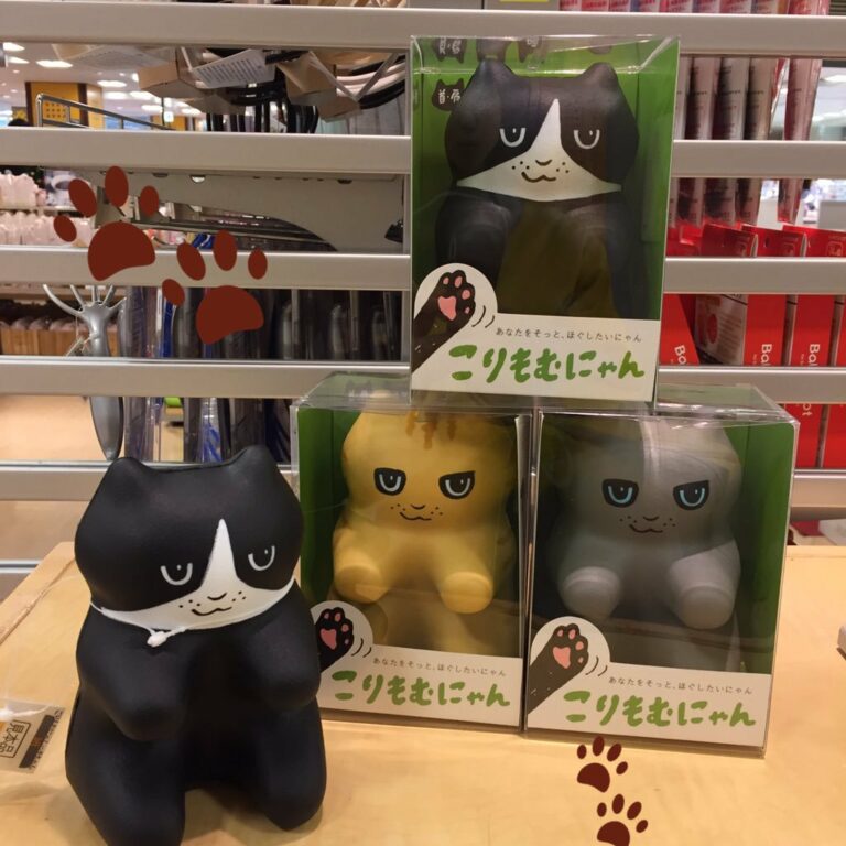 日本 Korimo 貓貓指壓枕 - SearchingC